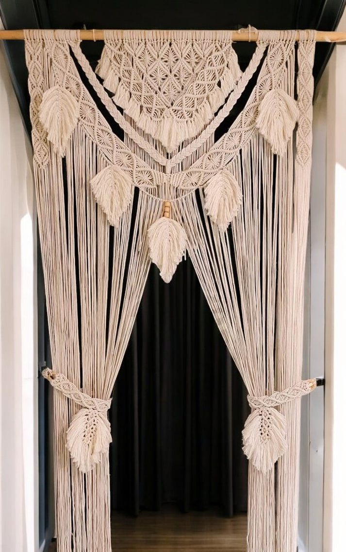 Zephyr – Aria Designz